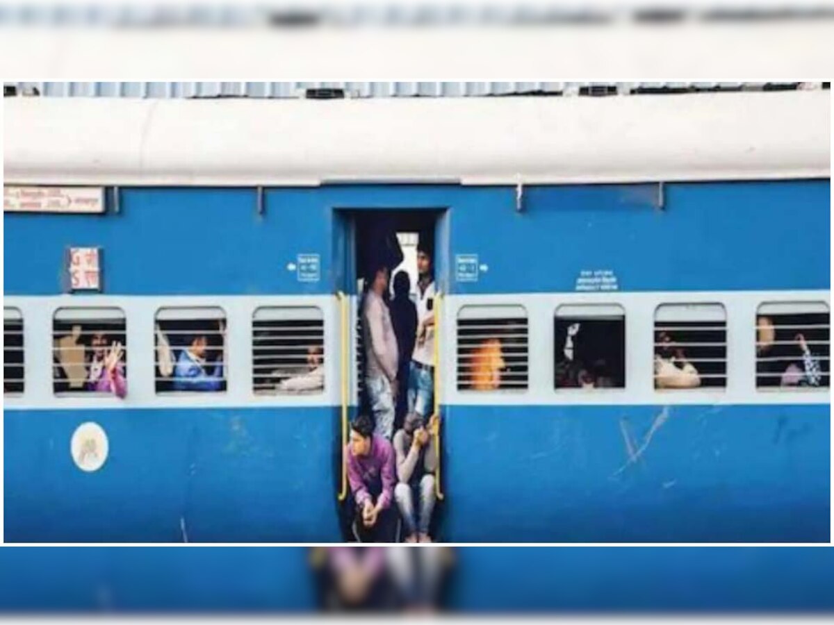 Indian Railway Fact Why more rods on train coach gate window know the ...