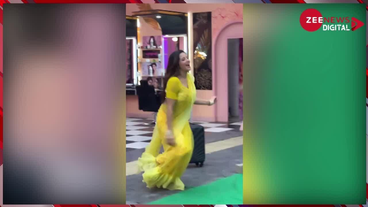 monalisa wore yellow saree flaunts curvy figure and hot moves watch ...