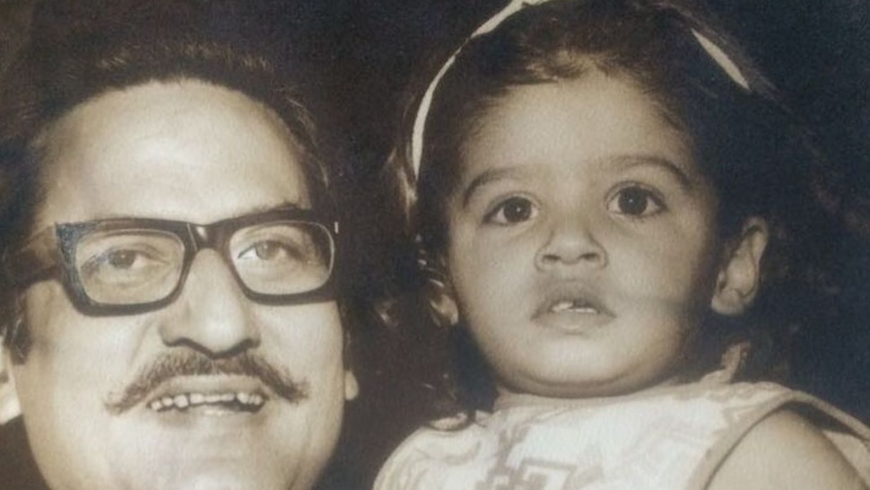 This teeth broken 90s actress cheated by Akshay Kumar in love failed ...