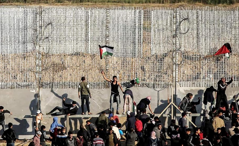 Israel is building a 4-6 kilometer long wall around the Gaza Patti ...