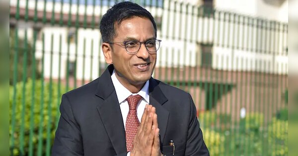 Cji DY Chandrachud brings his daughters to Supreme Court for a visit of ...