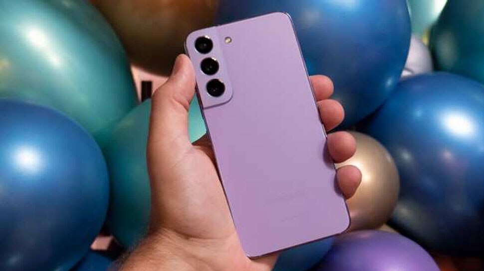 Samsung Premium smartphone gets heavy offer | Samsung स्मार्टफोन पर लूट ...