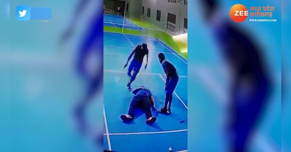 Shocking viral video Young man suddenly fell down while playing ...