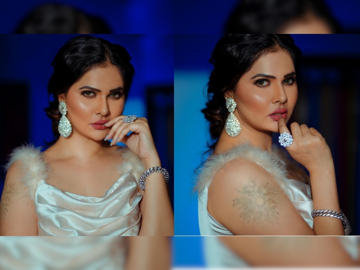 Mastram actress Aabha Paul bold bikini raises temperature in winter ...