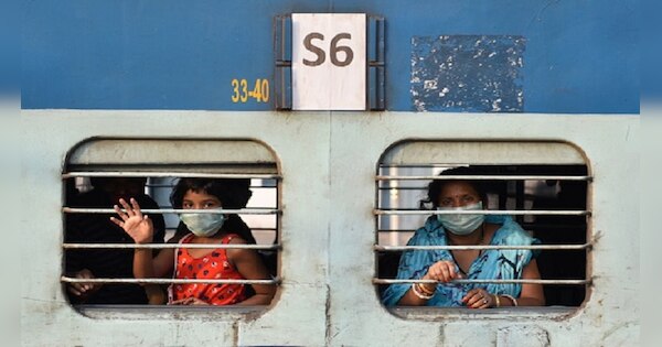 Indian Railways Big Decision Now You Can Travel With General Ticket In Sleepar Coach Indian