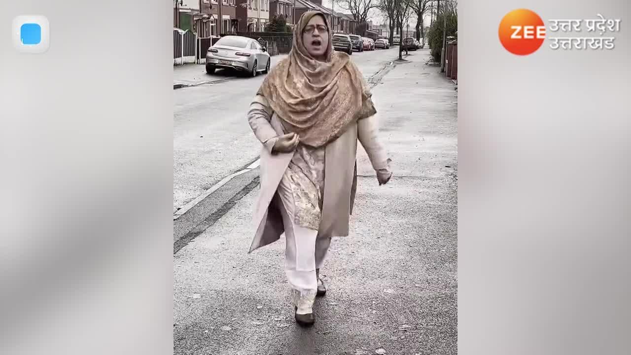 Trending click aunty dance on road shahrukh khan movie pathaan song ...