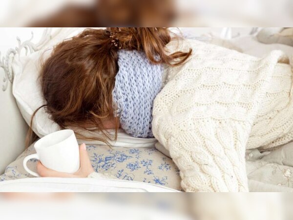 Side Effects and Disadvantages of Sleeping Wearing a Sweater at Night ...
