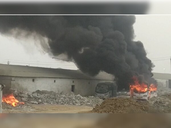 Ruckus in Buxar after lathi charge, farmers jammed Chausa power plant ...