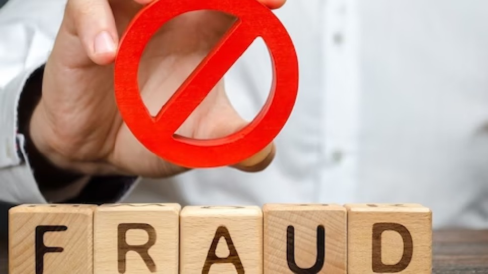 bank fraud shimla icici bank employee cheated Account holders Rs 3.89 ...