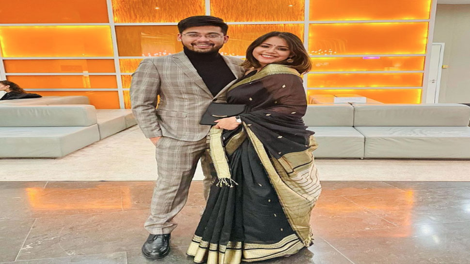 IAS IFS love Story IAS Anmol Sagar IFS Kanishka Singh marriage photos ...