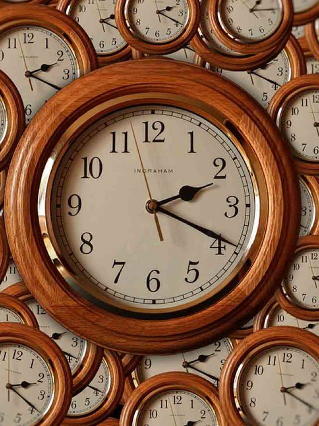 vastu shastra wall clock tips and face direction | Vastu Tips: घर की इस ...