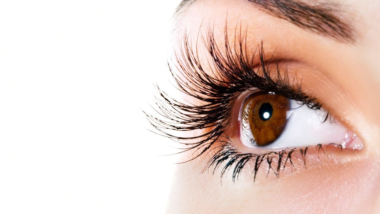 know the Causes symptoms and treatment of weak eyes