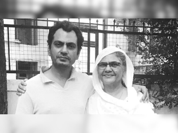 Nawazuddin Siddiqui mother filed an FIR against his wife aaliya | Nawazuddin Siddiqui की मां ने ...