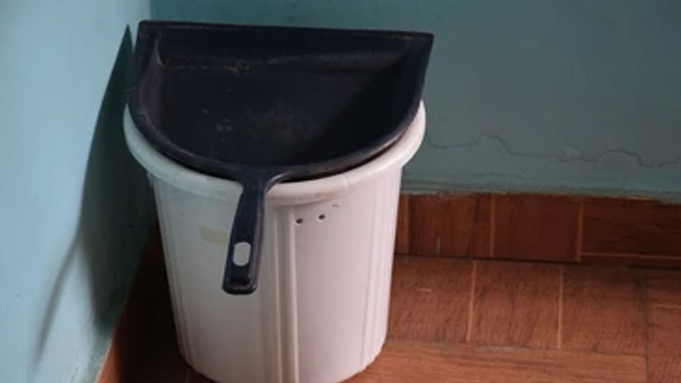 vastu tips never kept Dustbin in this direction your family will ruin ...