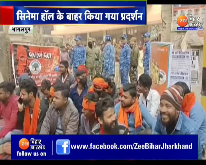 Pathaan controversy: Protest against Shah Rukh Khan's film Pathan at ...