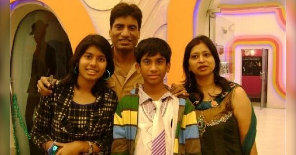 Raju Srivastav son Aayushmaan Srivastav is multi talented played sitar ...