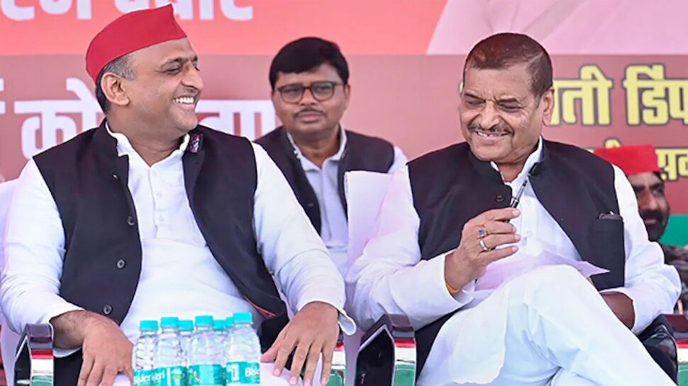 UP Politics: Akshay Yadav active after Shivpal and Dimple Yadav ...