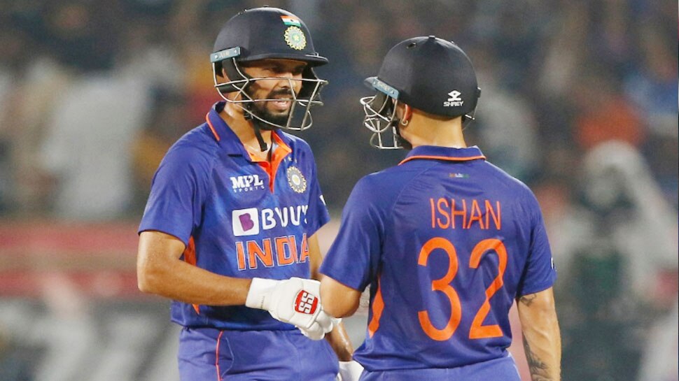 ruturaj gaikwad reports to NCA with wrist injury ind vs nz 1st t20 ...