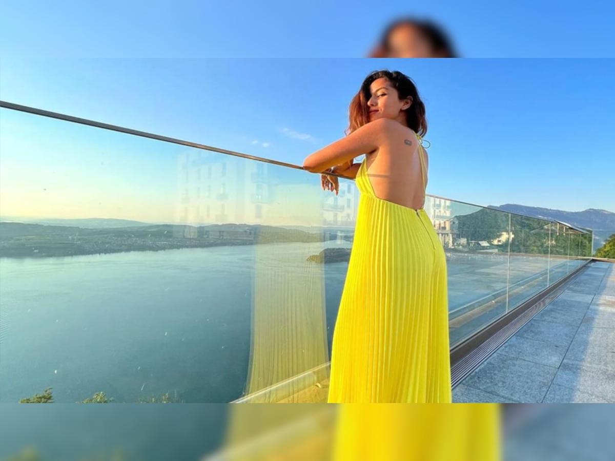 Mira Rajput cleavage sexiest photos of shahid kapoor wife mira kapoor ...