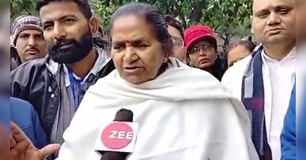 yogi Minister Gulab Devi targeted Swami Prasad maurya said sp leader ...