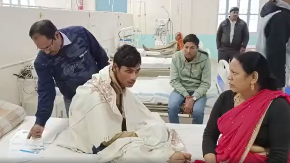 Bihar Viral News, Student Fainted After Seeing 500 Girls At Exam Centre ...