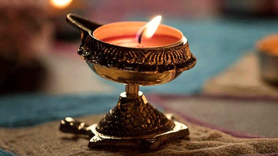 Vastu tips rules for home changing of diya gives your home bad results ...