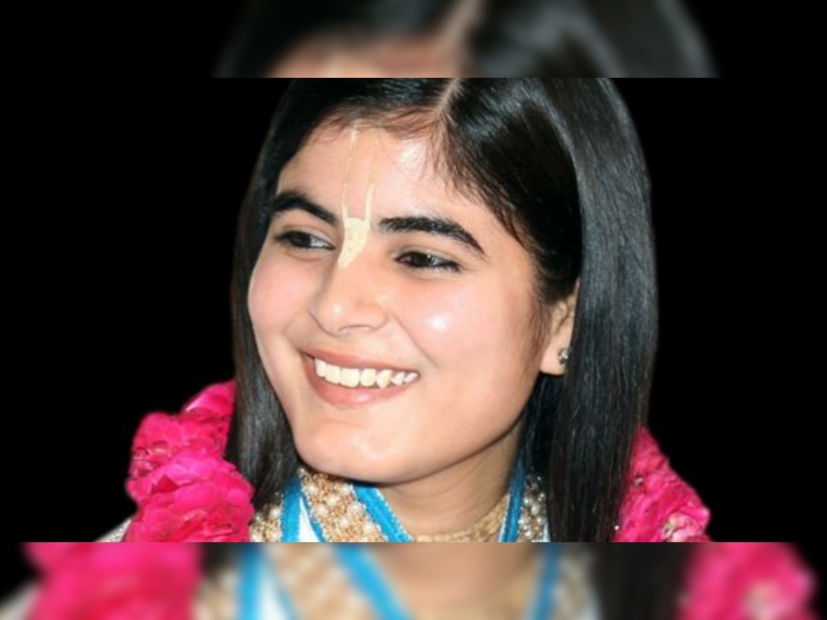 Devi Chitralekha photos and videos viral after jaya kishori know about her husband education ...