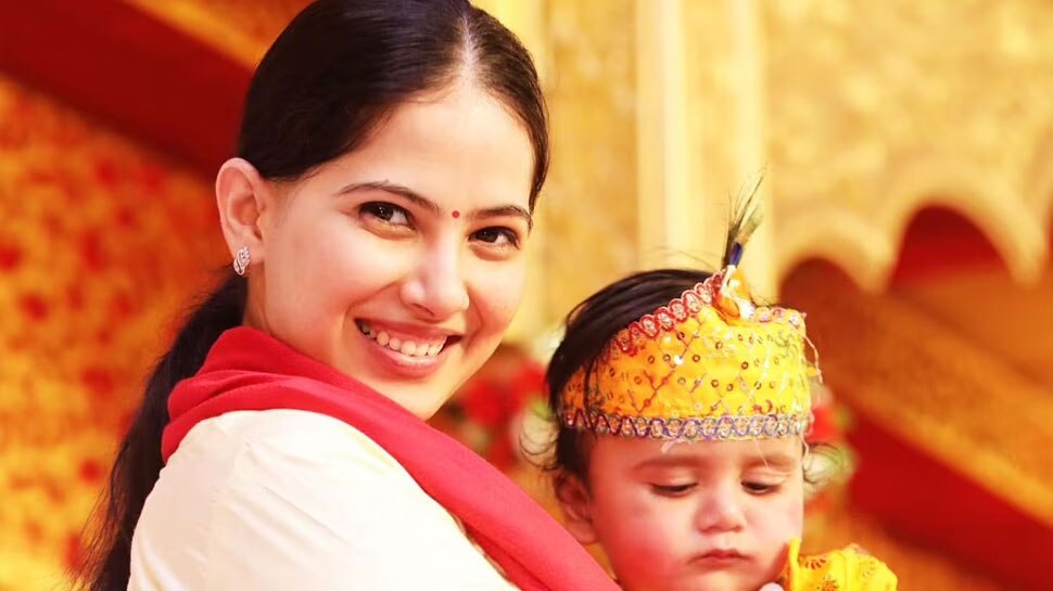 Jaya Kishori, who gave her title for lord krishna love | Jaya Kishori ...