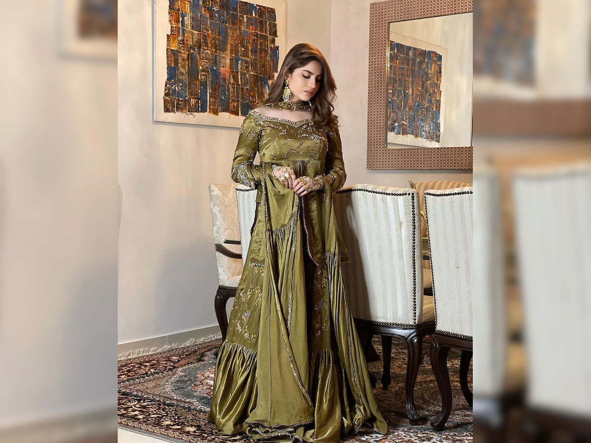 Pakistani Actress Neelam Muneer Rocks the traditional look share Photos ...
