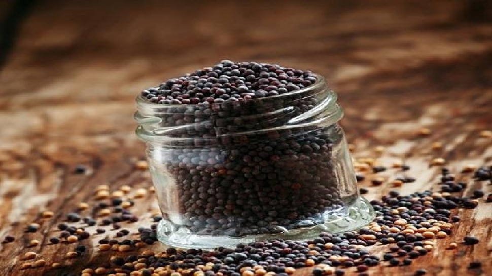kali sarson ke totke black mustard seeds benefit for luck and evil eye ...