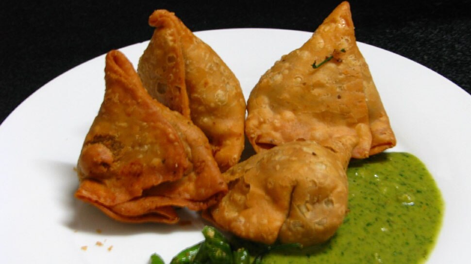 Samosas History Origin and Business in India |Samosa Origin: क्या हमारी ...