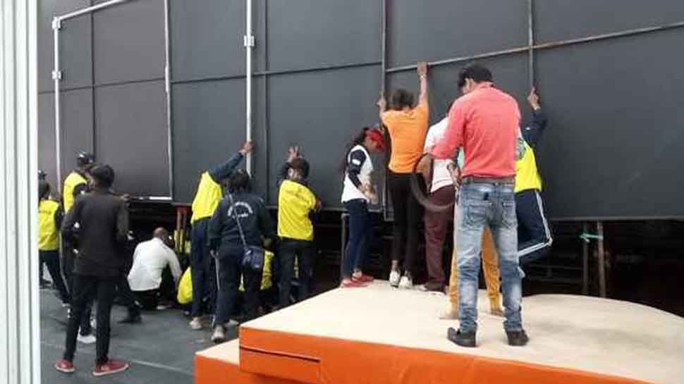 Big accident in Khelo India game big hoarding fell in children know ...