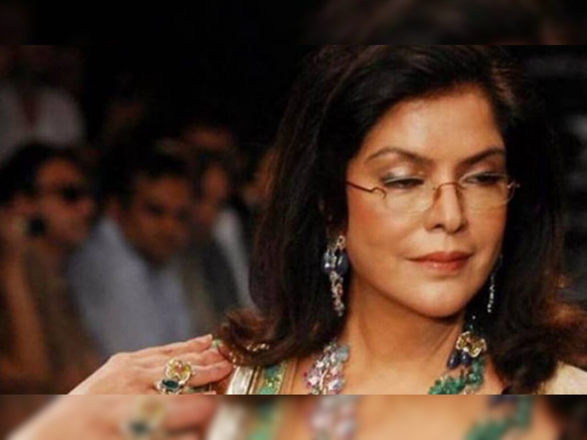 Zeenat Aman Makes Instagram Debut See The Pics । Zeenat Aman: ୭୦ ଦଶକର ...