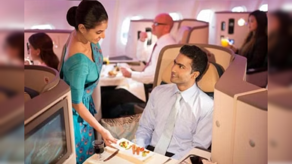 Health Tips five Foods that You Should Never Eat Before boarding Flight ...