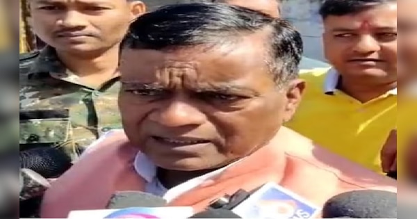 BJP putting pressure on me through IT raids JDU MLC Radha Charan Shah | JDU MLC ने लगाया बीजेपी ...