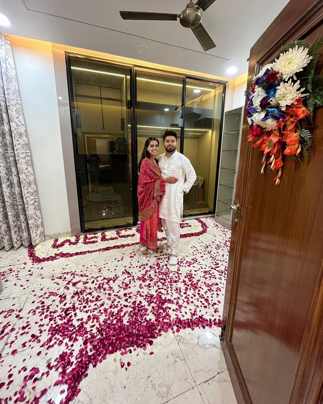 Suhagrat photos viral After Video now Dulha Dulhan Suhagrat Photos goes ...