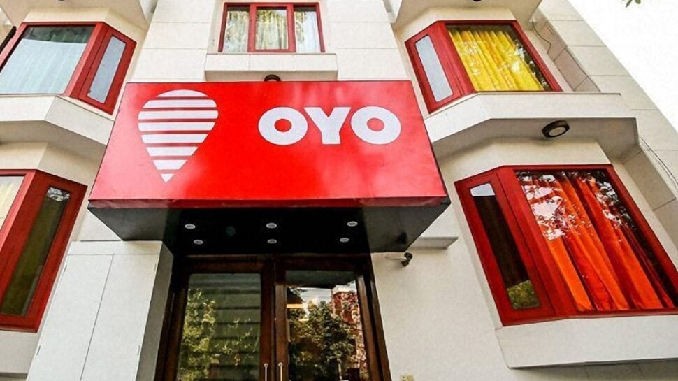 Bilaspur OYO Staff Thrash Guests locked in room for demanding refund