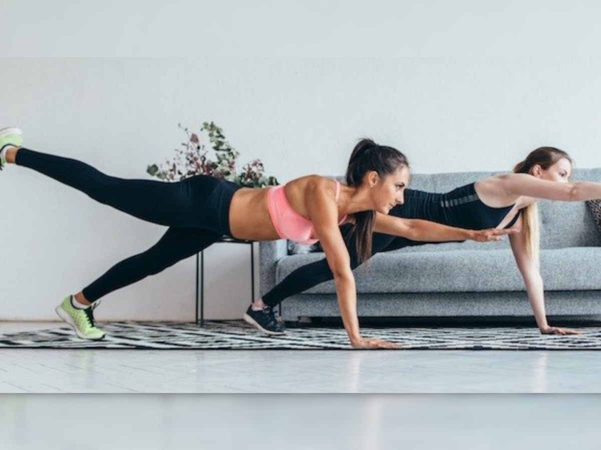 plank exercise strengthens core muscles and body gets tremendous ...