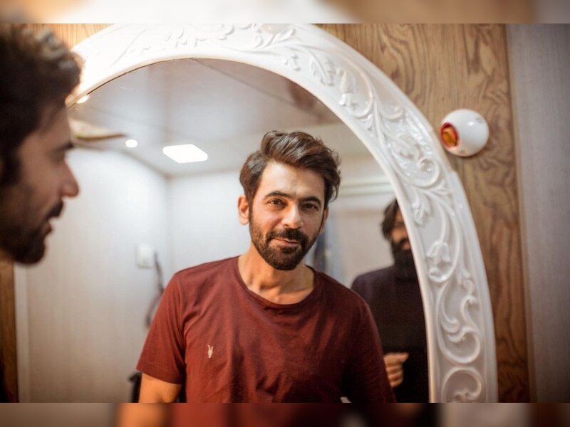 Sunil grover lives luxurious life house of worth crores, car ...