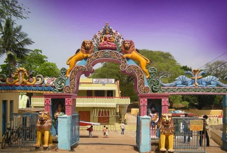 Jagar jatra Preparation Pankodhar niti in lokanath pitha Puri , Puri ...