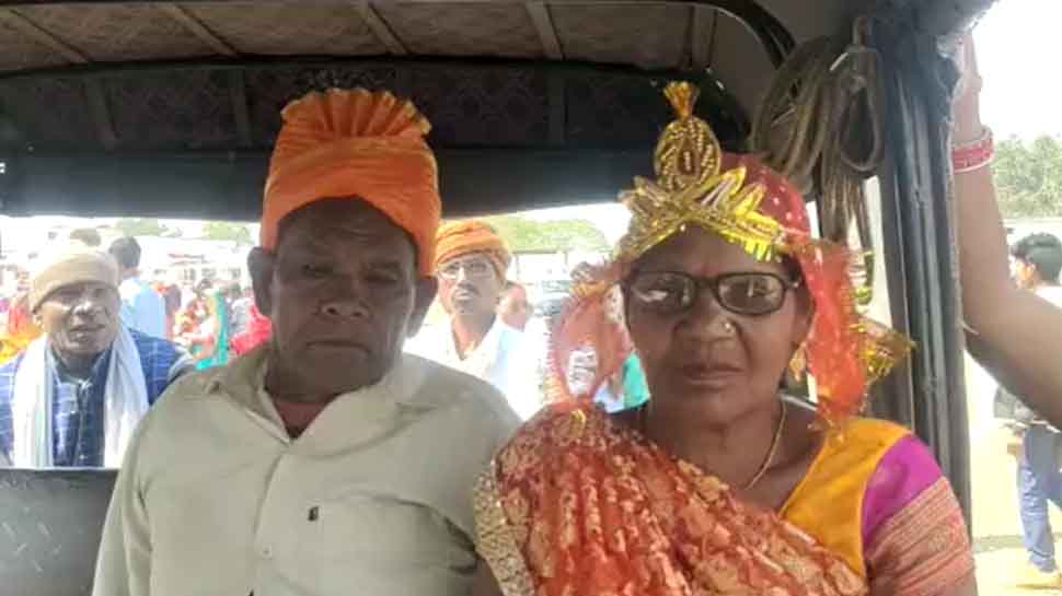 Satna Mukhymantri Kanya Vivah Yojna 75 Year Old Man Married 65 Year Old