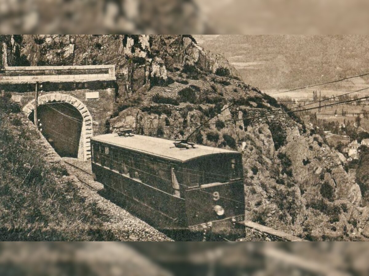 Zanetti Train of Italy Mysteriously Disappeared After entering into ...