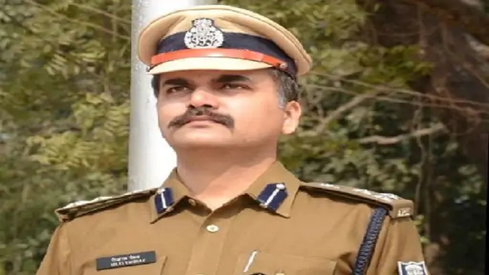 IPS Vikas Vaibhav submitted his answer to Home Department Bihar ...