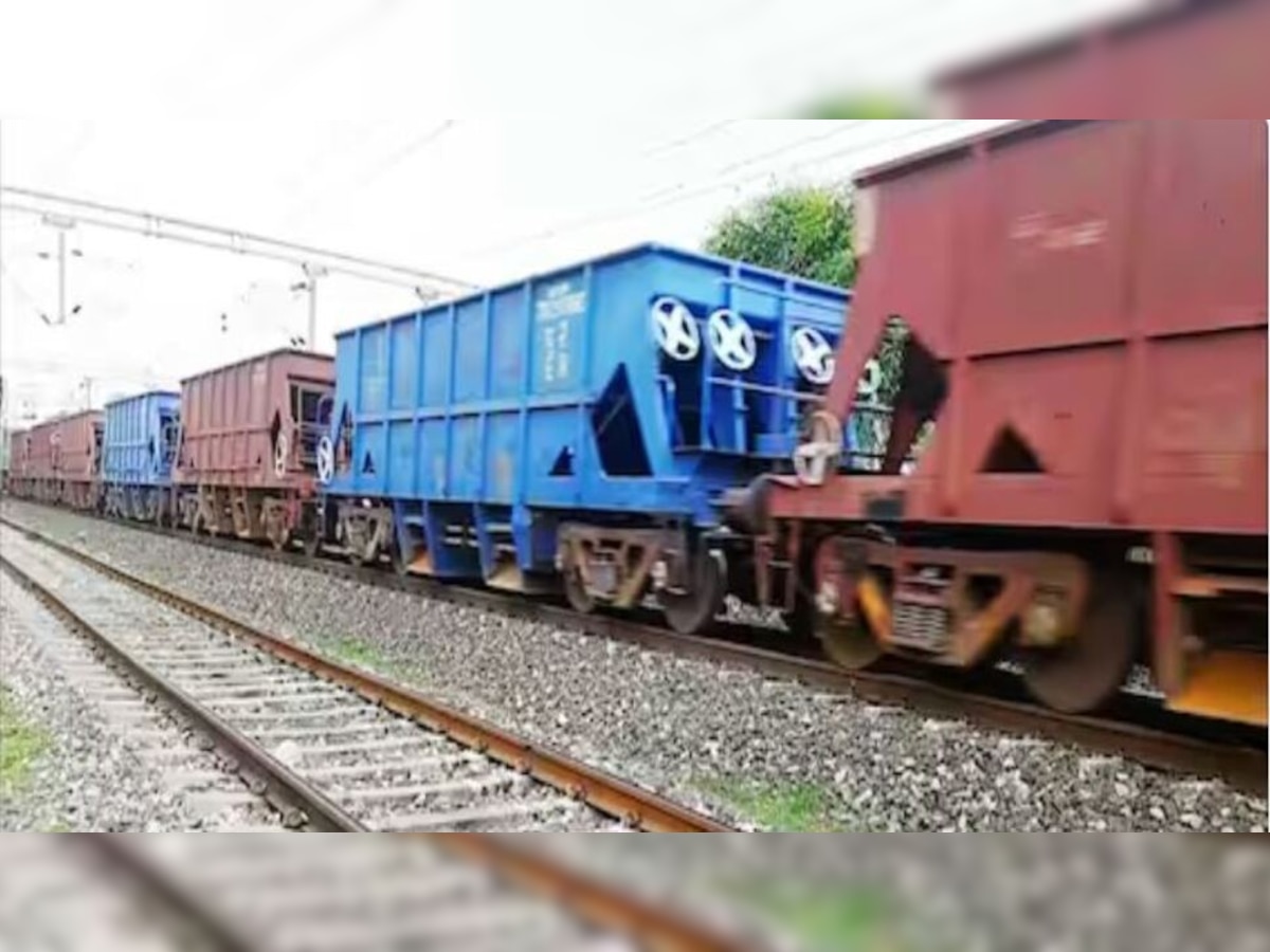 Indian Railway: ଏକା ଭଳି ଦୃଶ୍ୟମାନ ହୋଇଥାନ୍ତି ମାଲଗାଡ଼ି ଡବା, ହେଲେ ପ୍ରତ୍ୟେକ ...