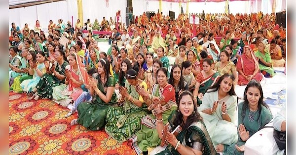 Bhilwara news Nani Bai Mahira arrived with God for devotee Narsi in Sahada devotees danced ...