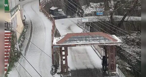 himachal weather update snowfall alert shimla kullu manali road coverd ...