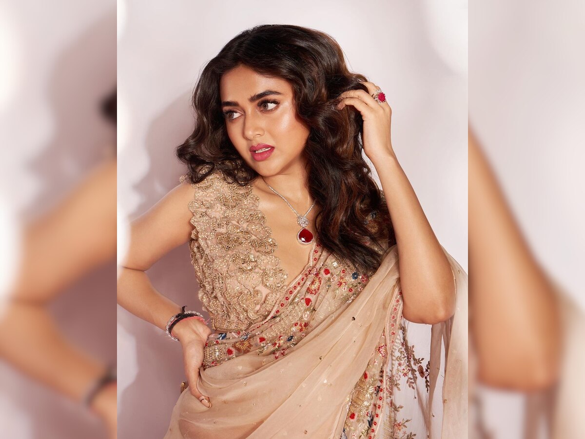 Tejasswi Prakash transparet saree look at Dadasahed Phalke International Film Awards 2023 ...