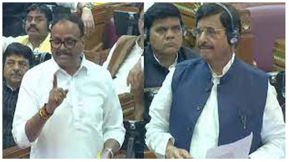 Deputy chief minister brajesh pathak showed the paper cutting workers ...