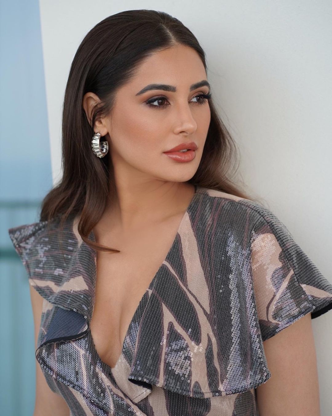 Nargis Fakhri shares bold photos on insta her gorgeous look got viral