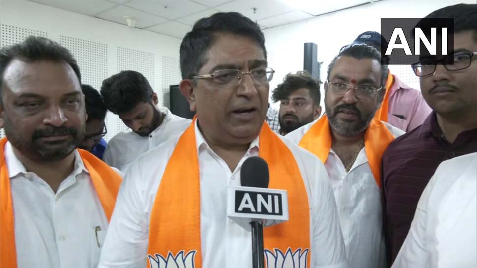 AAP gets Assembly poll run up jolt as its Karnataka vice president ...